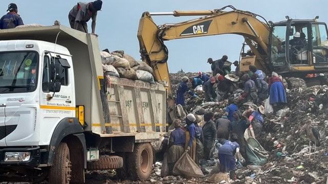 Learn: Communities in Garbage Dumps - International Samaritan